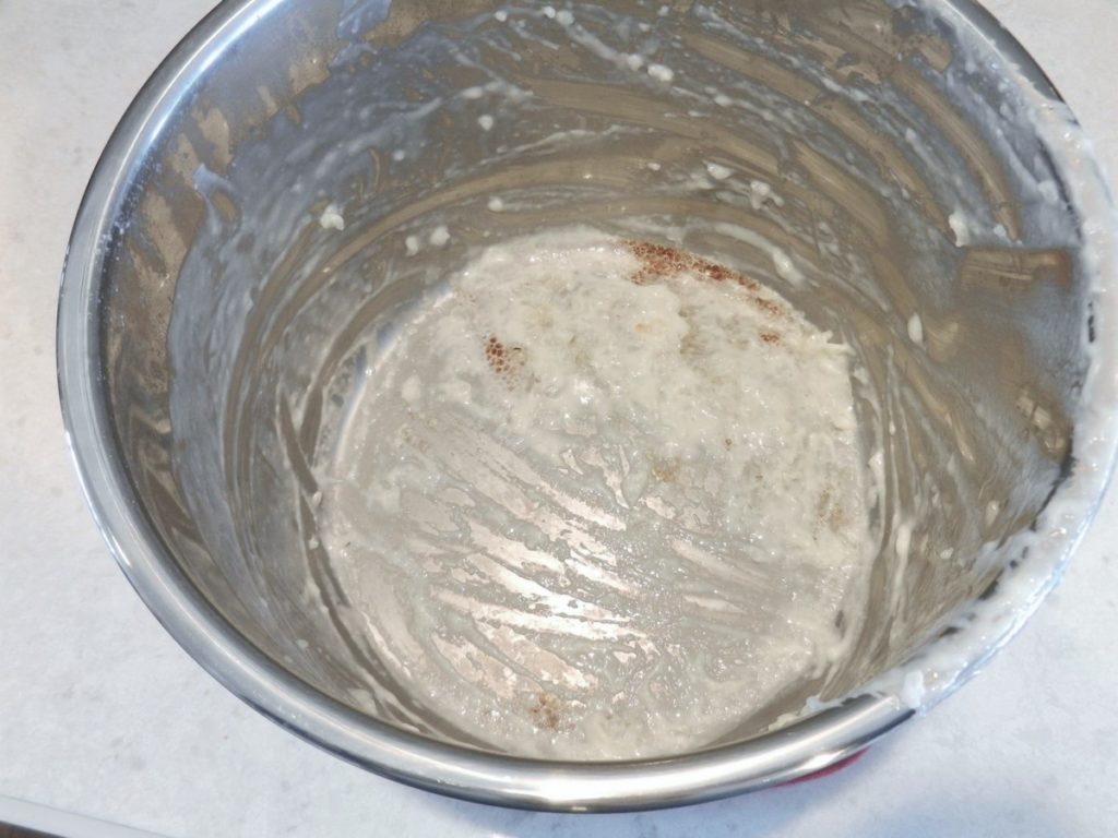 Pour all ingredients (water, milk, rice, sugar, salt, and vanilla sugar ...